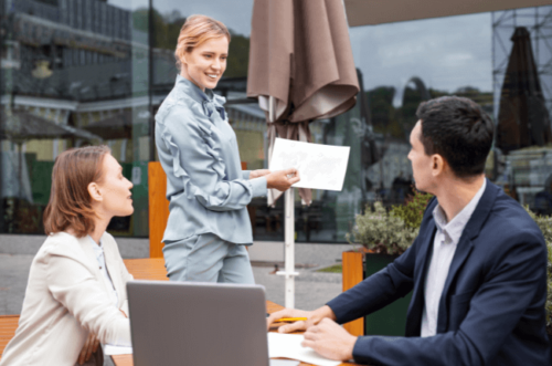 31 frequently asked questions about foreign workers in Vietnam (1)